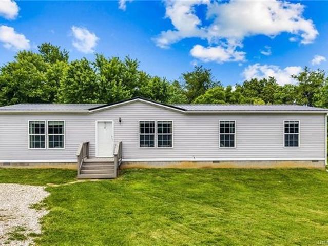 1030 S Wooded Fields Rd, Hardinsburg, IN 47125