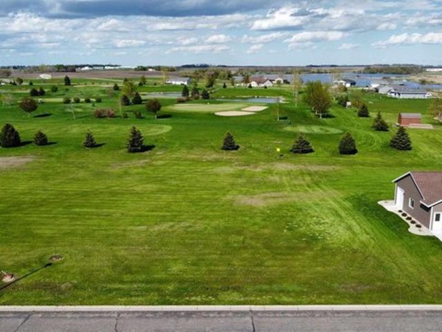 1030 Spink Lake Ave, Balaton, MN 56115