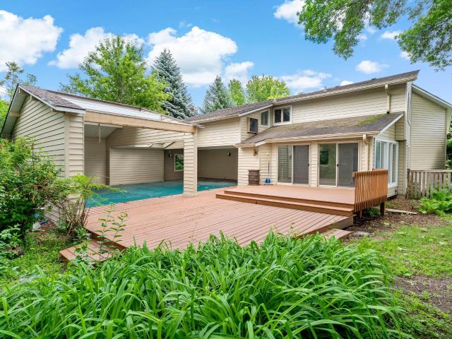 1030 th Avenue N