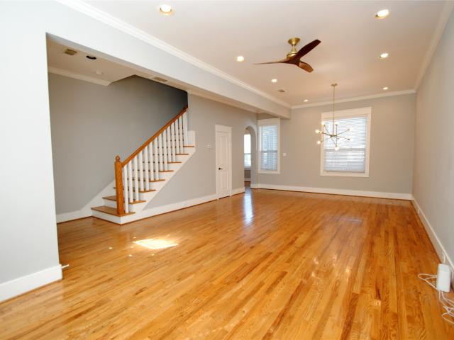 1030 W 16th Street