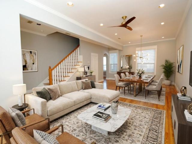 1030 W 16th Street
