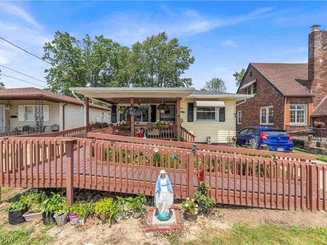 1030 W 29th St, Lorain, OH 44052