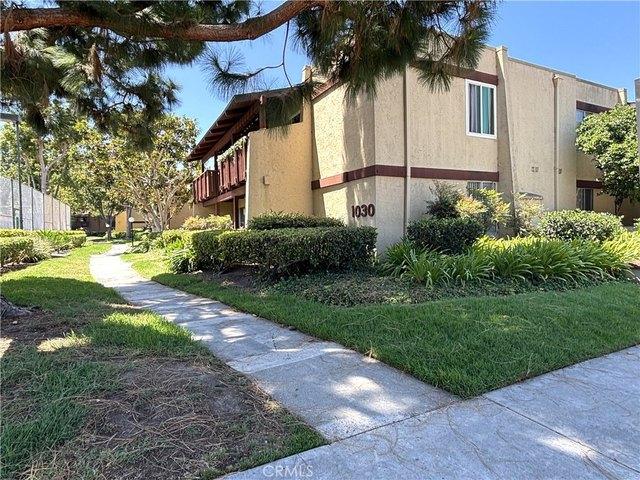 1030 W Macarthur Blvd Apt 38, Santa Ana, CA 92707