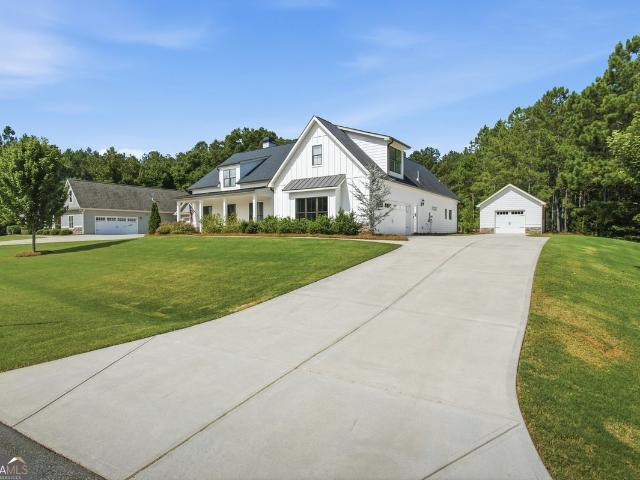 1030 Windsor Creek Drive
