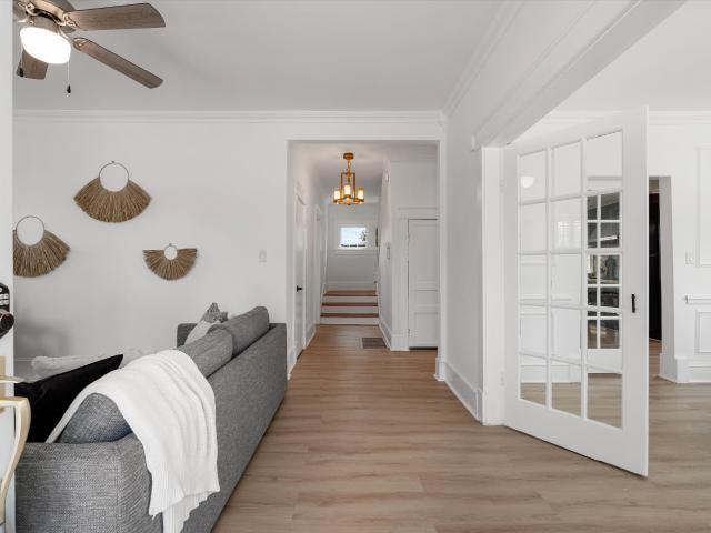 1030 28th Ave N