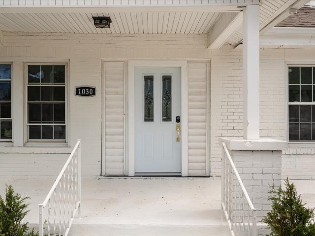 1030 28th Ave N