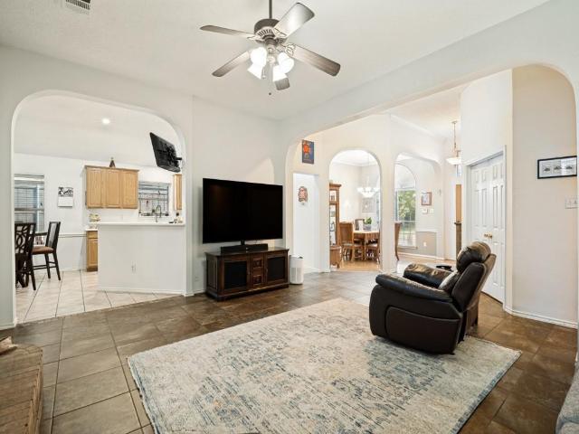 10313 Evergreen Drive