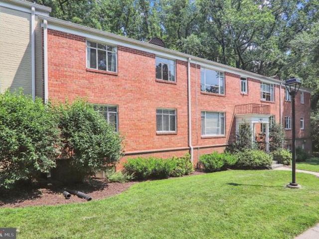 10313 Montrose Ave 201, Bethesda, MD