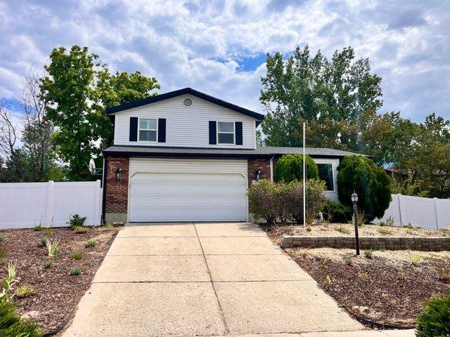 10313 S Countrywood Dr E, Sandy, UT 84092