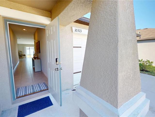 10313 Scarlet Skimmer Dr, Riverview, FL 33578 | MLS #TB8484