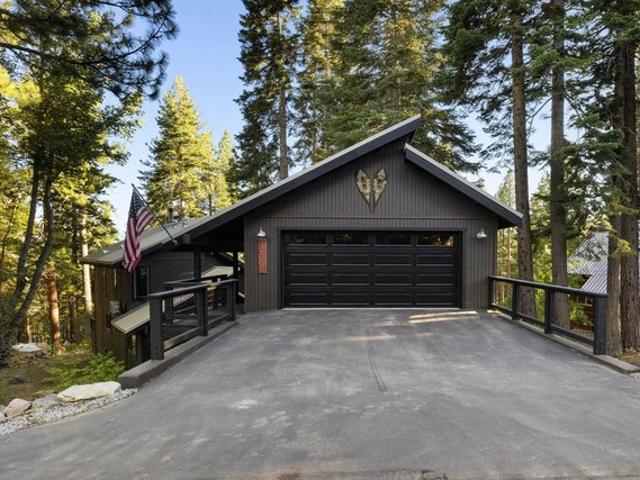 10313 Snowshoe Cir, Truckee, CA 96161