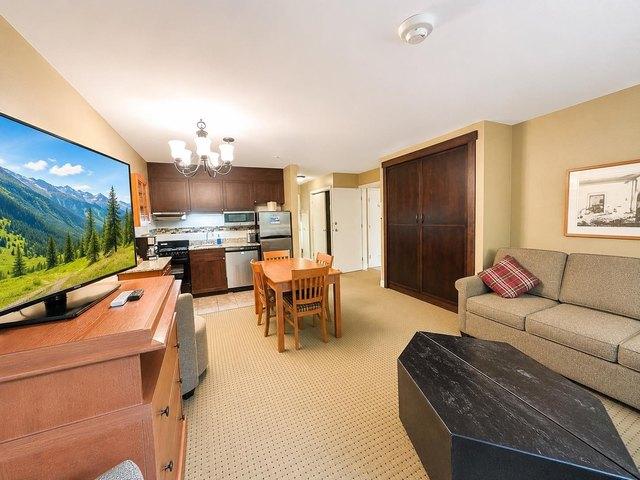 103/105, Dover, VT 05356