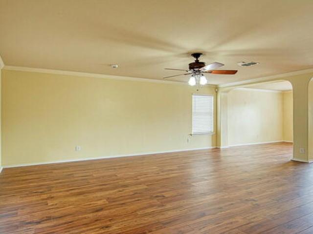 10310 Briar Rose