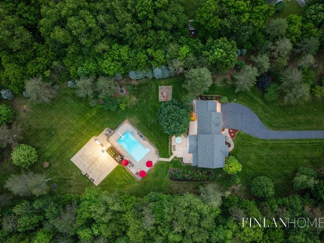 10310 E Rivershore Drive