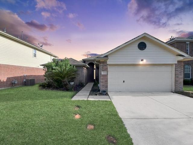 10310 Mills Pass Dr, Houston, TX 77070