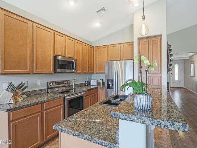 10311 W Carlota Ln, Peoria, AZ 85383