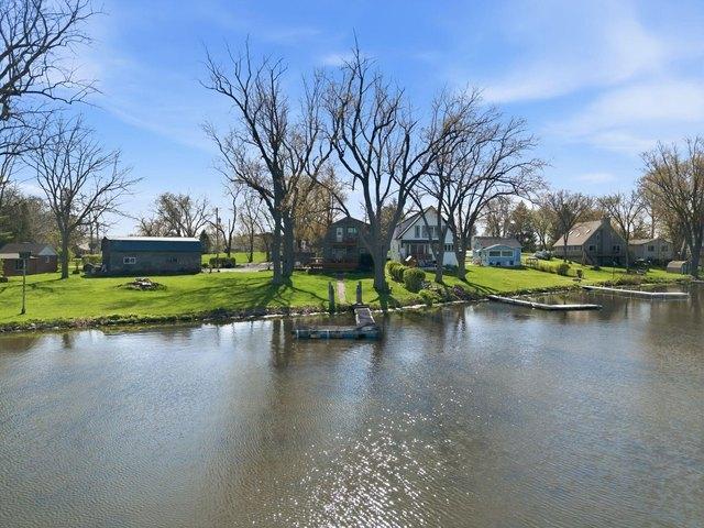 10317 th Ave, Bristol, WI 53104
