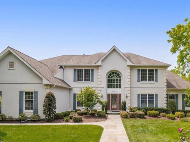 10317 Brittenford Dr, Vienna, VA 22182