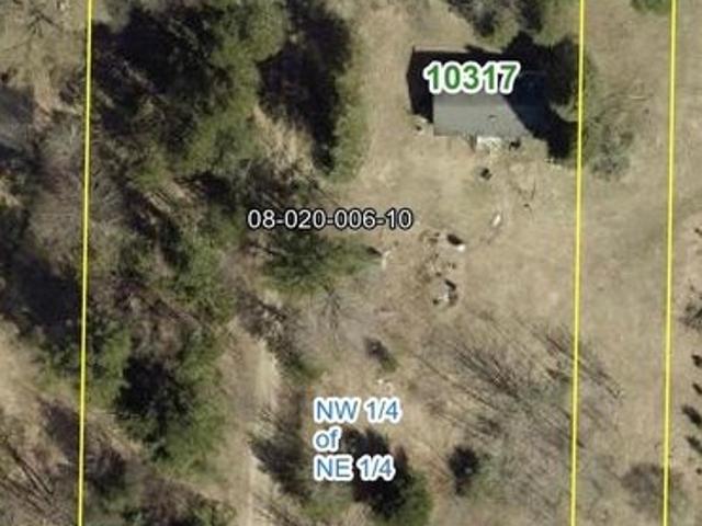 10317 N Long Lake Rd, Traverse City, MI 49685