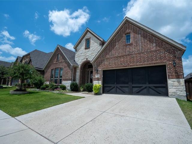 10316 Colina Dr, Fort Worth, TX 76126