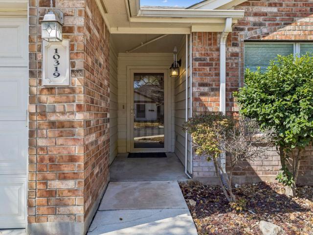 10319 Grand Clb Dr, San Antonio, TX 78239 | MLS #1943