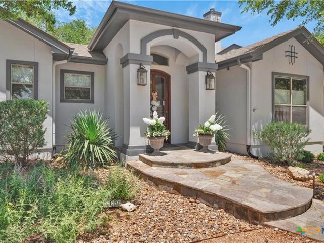 10319 Oak Forest Way, New Braunfels, TX 78132
