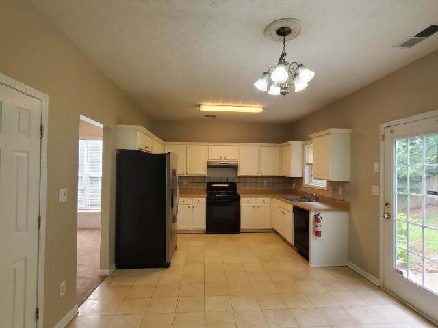 1031 Maple Leaf Drive
