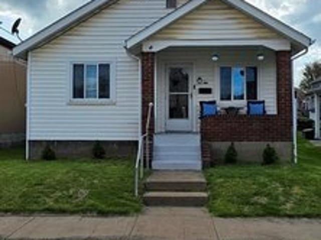 1031 Morton Ave, Moundsville, WV 26041