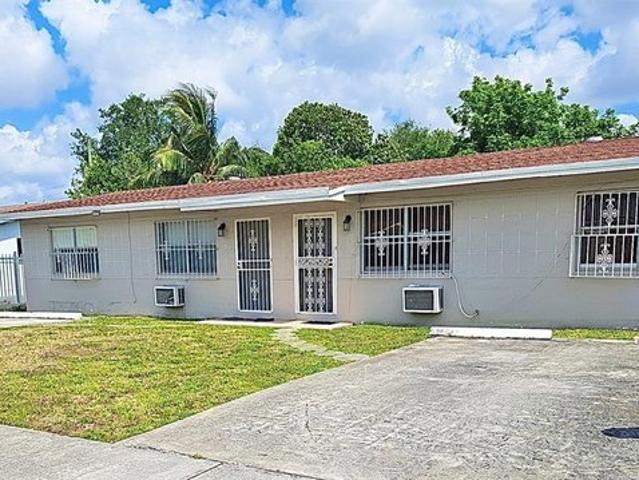 1031 NW 101st St, Miami, FL 33150