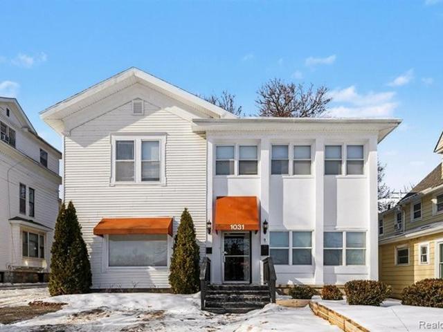 1031 N Washington Ave, Lansing, MI 48906
