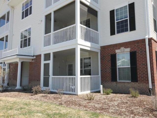 1031 E Summerfield Glen Circle, Ann Arbor, MI 48103