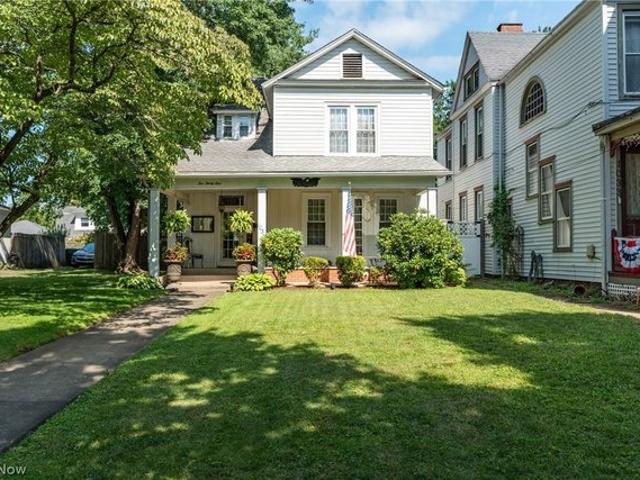1031 Juliana St, Parkersburg, WV 26101
