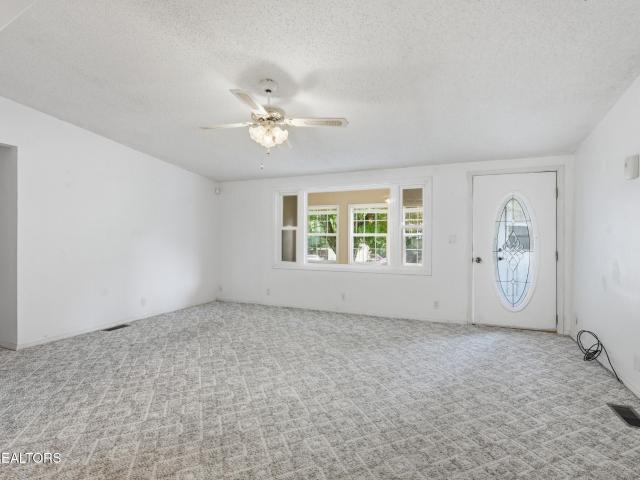 1031 Laurelwood Drive