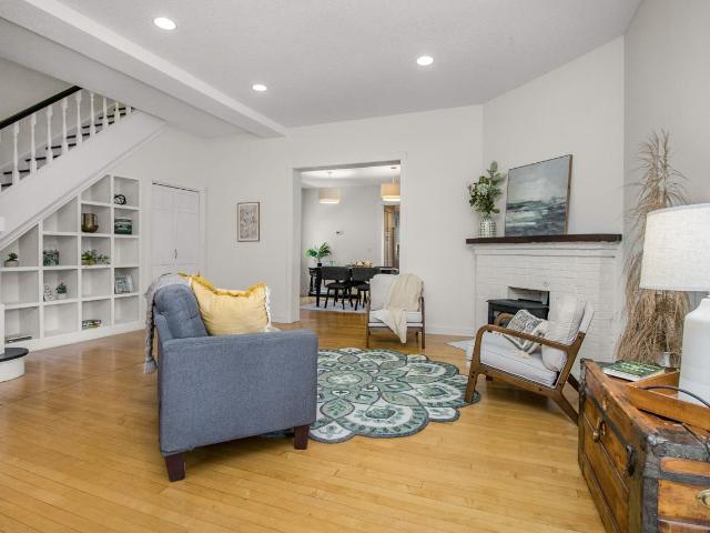 1031 Saint Clair Avenue