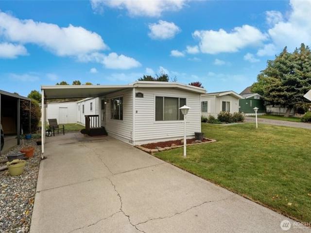 1031 SE Scenic View Dr, College Place, WA 99324
