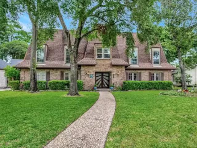 1031 Villa Ct Dr, Seabrook, TX 77586 MLS 70845663