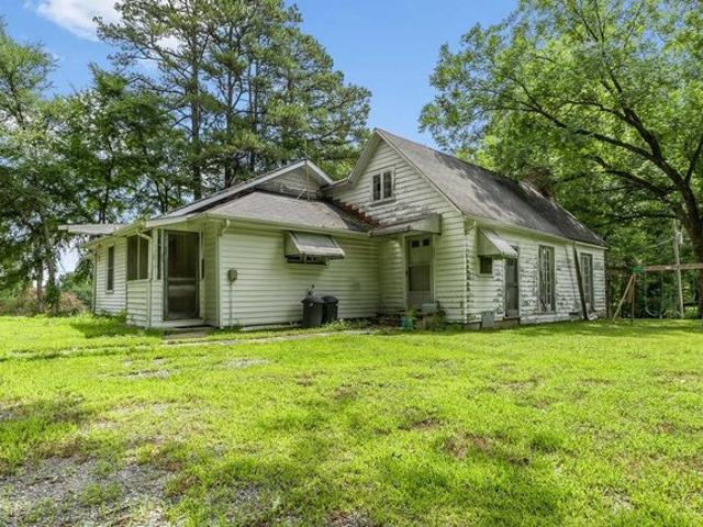 1031 Weatherford Loop Rd, Halifax, VA 24558