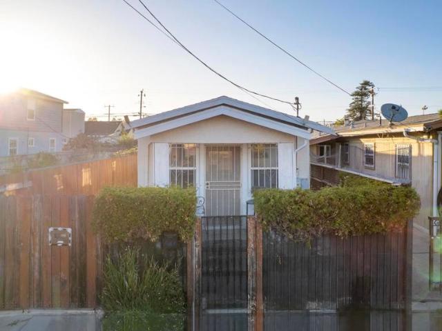 1031 70th Ave