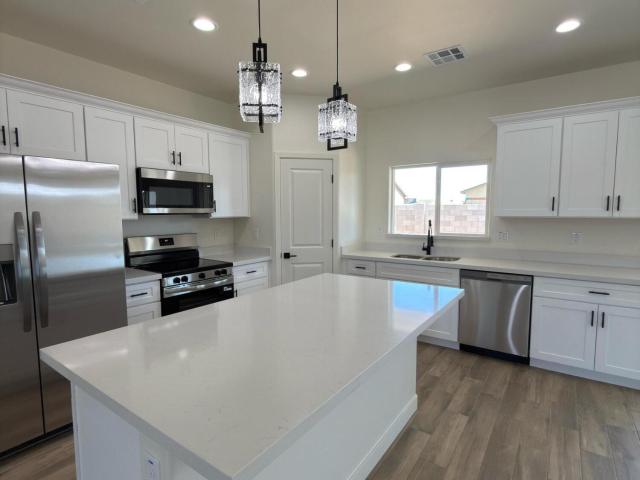 10323 w concordia drive