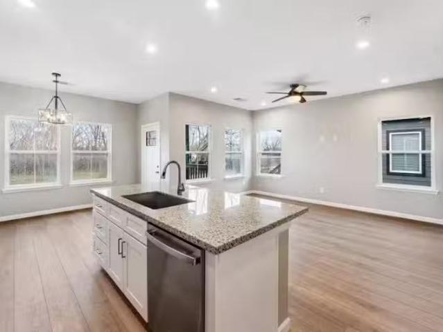 10321 Teneha, Houston, TX 77033 MLS 23204459