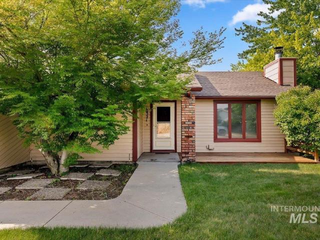 10321 W Macaw Ct