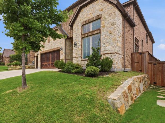 10322 Trail Ridge Drive