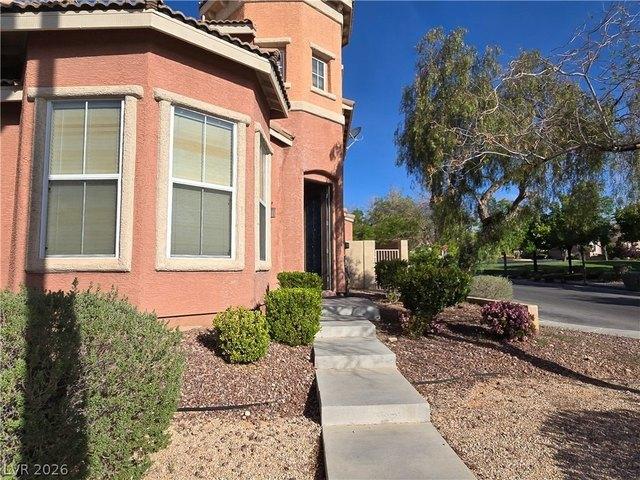 10322 Blue Claws Ln, Las Vegas, NV 89135