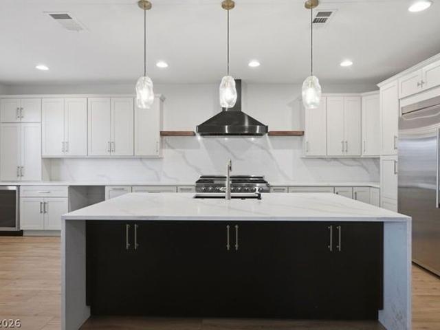 10327 Parkview Mountain Ave, Las Vegas, NV 89166