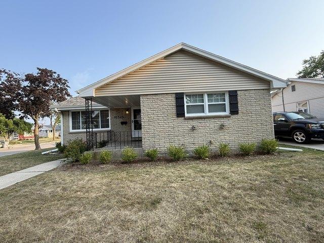 10325 W Sheridan Ave, Milwaukee, WI 53225