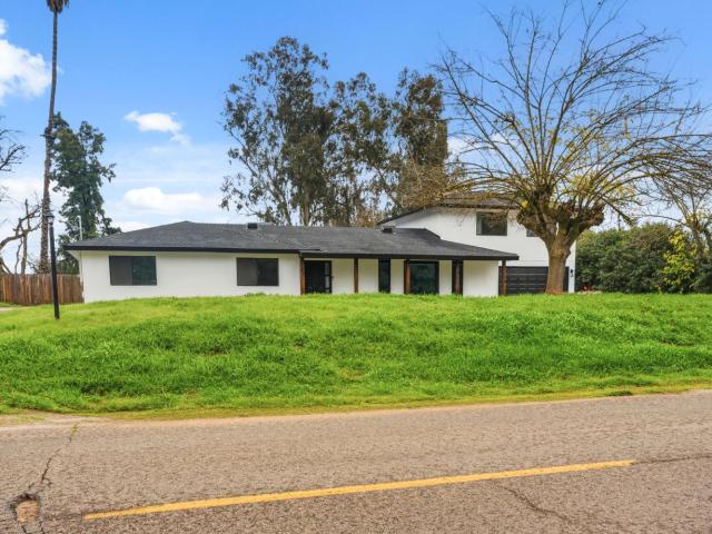 10326 N Fowler Ave, Clovis, CA 93619 | MLS #642513