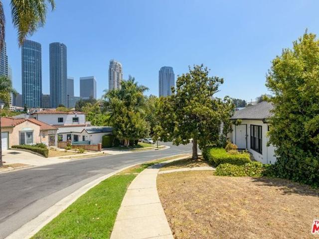 10328 Louisiana Ave, Los Angeles, CA 90025