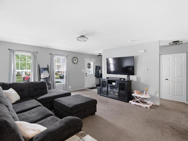 10328 Paramount Way