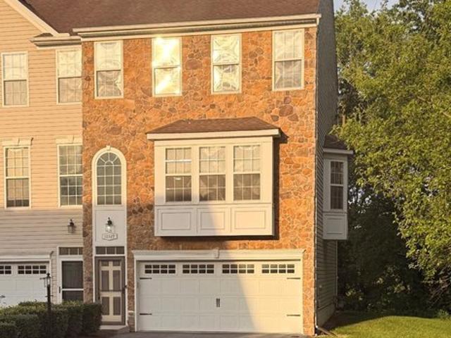 10329 Lantern Ln, Hagerstown, MD 21740
