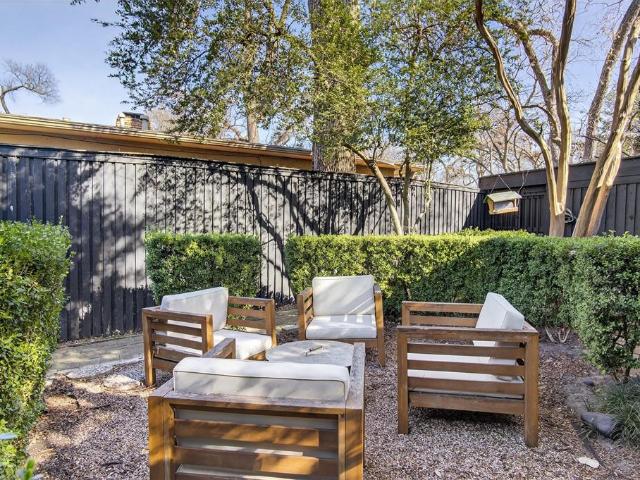 10329 Lake Gardens Drive